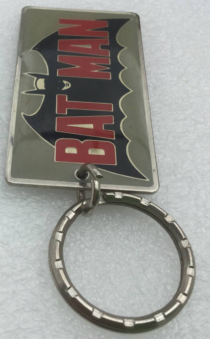 Vintage Batman Keychain 1982 DC comics - Boutique chez Dary - Vente d'articles